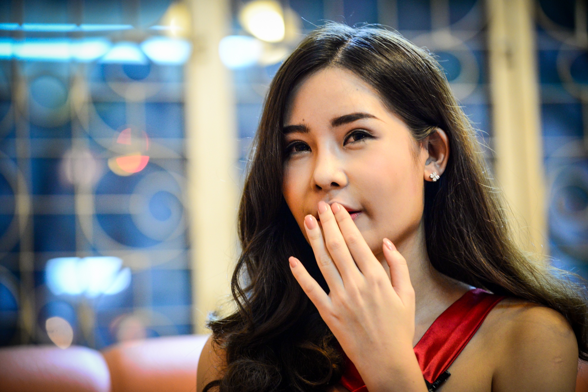 Tân Hoa hậu Đại dương nói về về ảnh quá khứ và lối sống xa hoa - Đời sống Sao - ZNEWS.VN