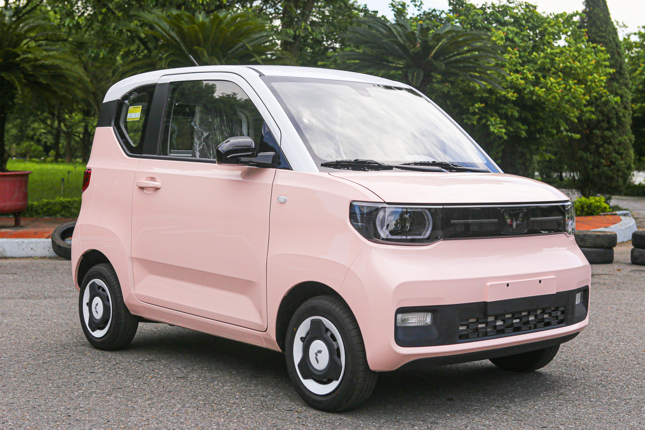 Chi tiết Wuling Hongguang MiniEV vừa ra mắt Việt Nam - Xe - ZNEWS.VN