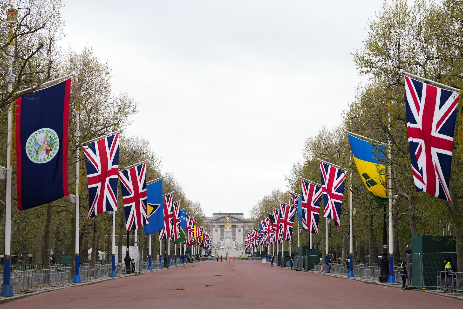Những chiếc ghế lịch sử tại lễ đăng quang của Vua Charles - Thế giới - ZNEWS.VN