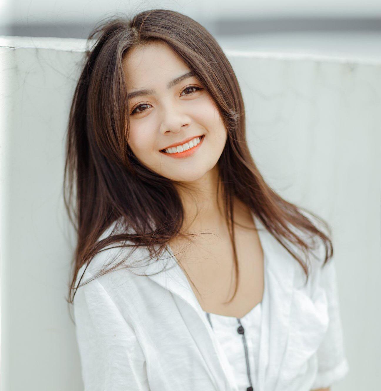 'Thiên thần áo dài' kỳ vọng là hot girl thế hệ mới kết hôn ở tuổi 18 - Gương mặt trẻ - ZNEWS.VN