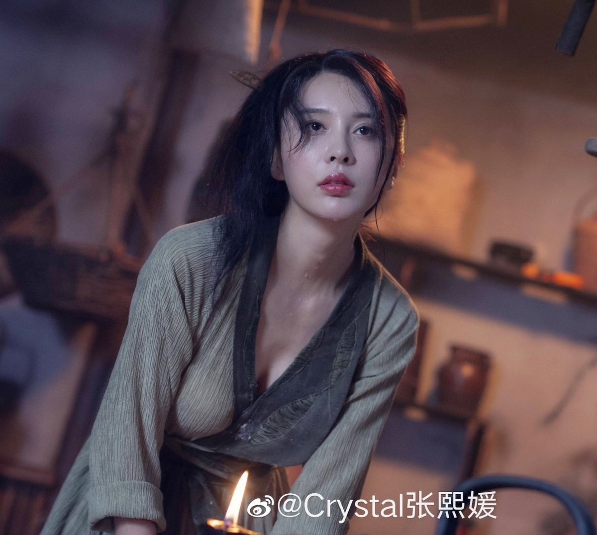 Những người đẹp bị chê khi vào vai Phan Kim Liên - Giải trí - ZNEWS.VN