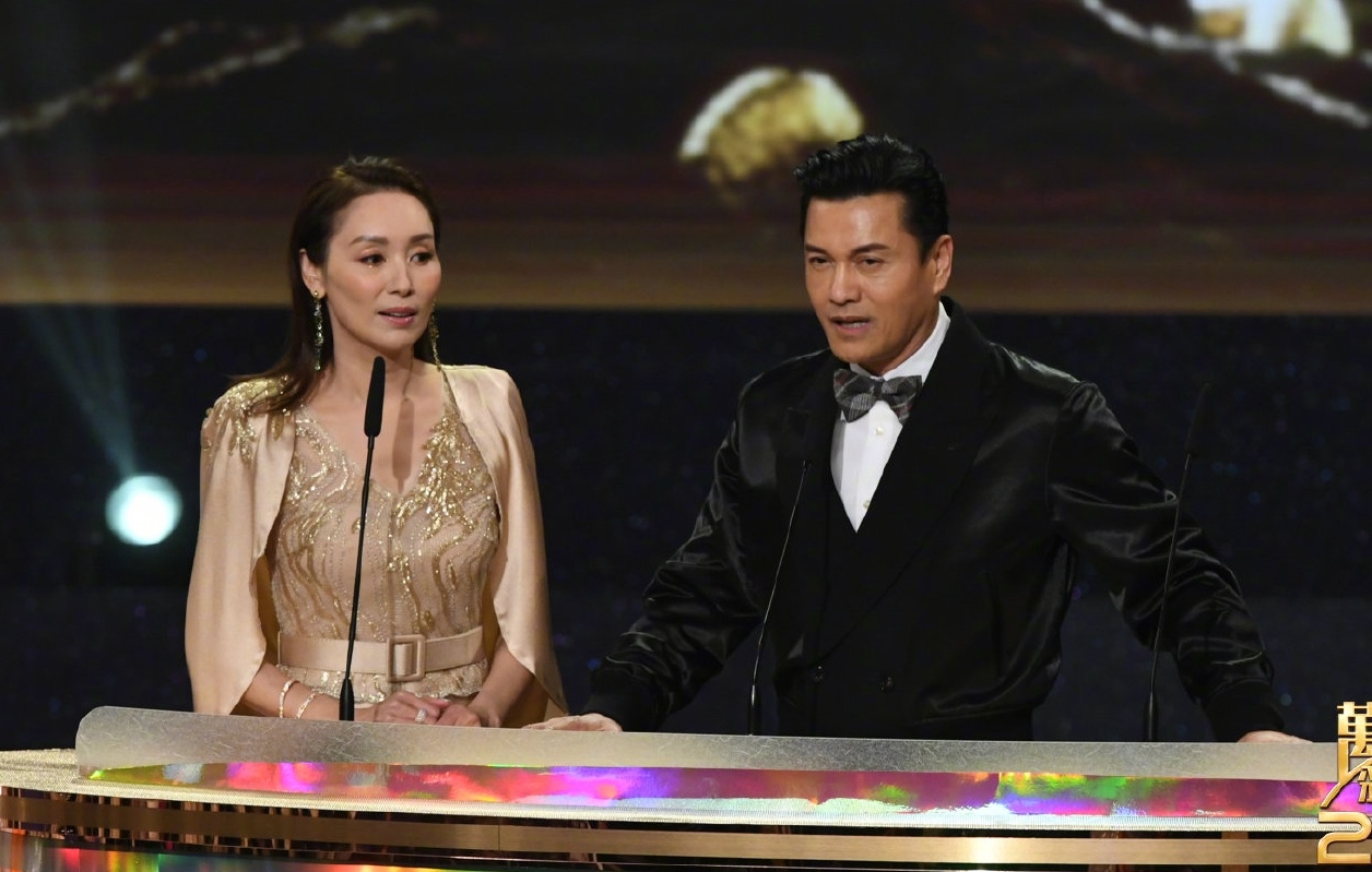 Hồ Định Hân đẹp nhất nhưng trắng tay giải thưởng - Giải trí - ZNEWS.VN