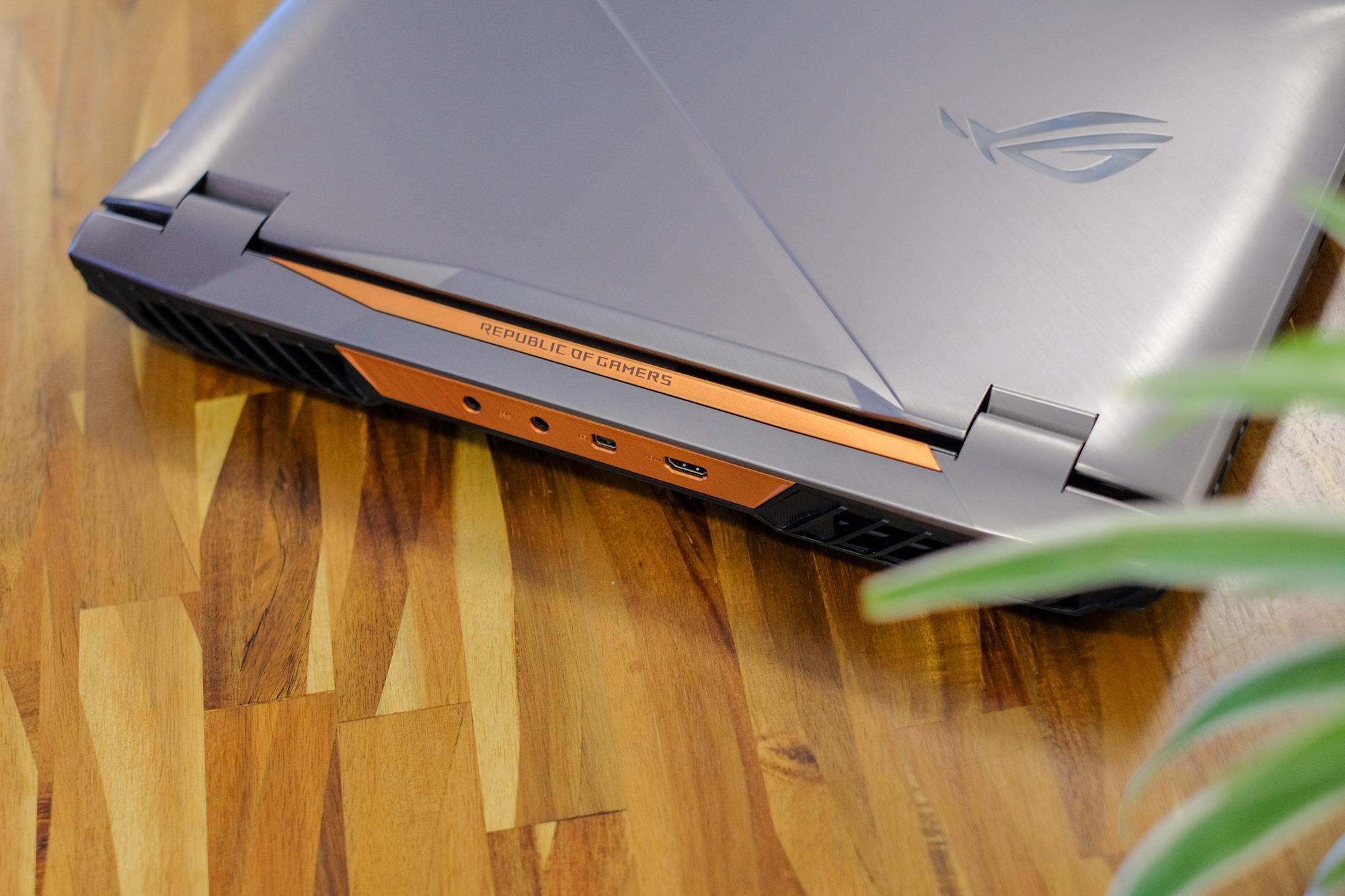 Chi tiết Asus ROG G703 - laptop game ‘bé bự’ giá 120 triệu - Công nghệ - ZNEWS.VN