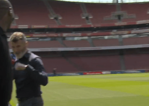 Hành động của Roy Keane khi gặp lại Patrick Vieira - Thể thao - ZNEWS.VN