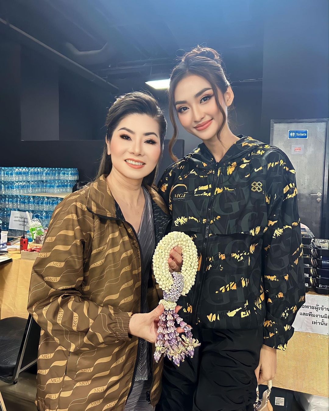 Nhan sắc á hậu cầm bảng tên Campuchia ở lễ khai mạc SEA Games 32 - Hoa hậu - ZNEWS.VN