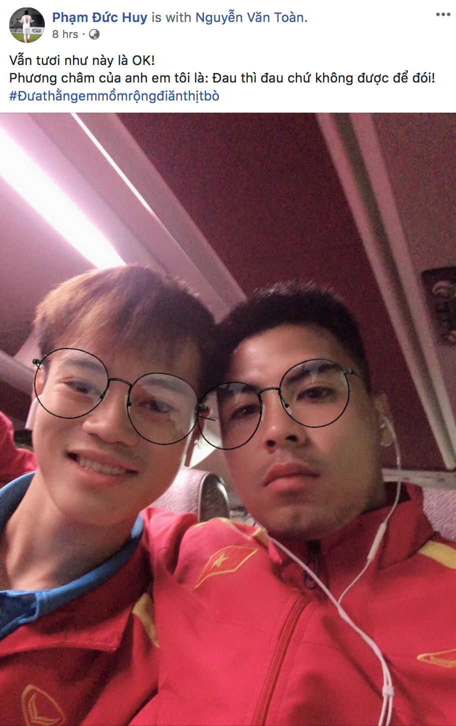 Xuân Trường, Đức Huy 'tẩm bổ' cho Văn Toàn sau chấn thương - Hậu trường - ZNEWS.VN