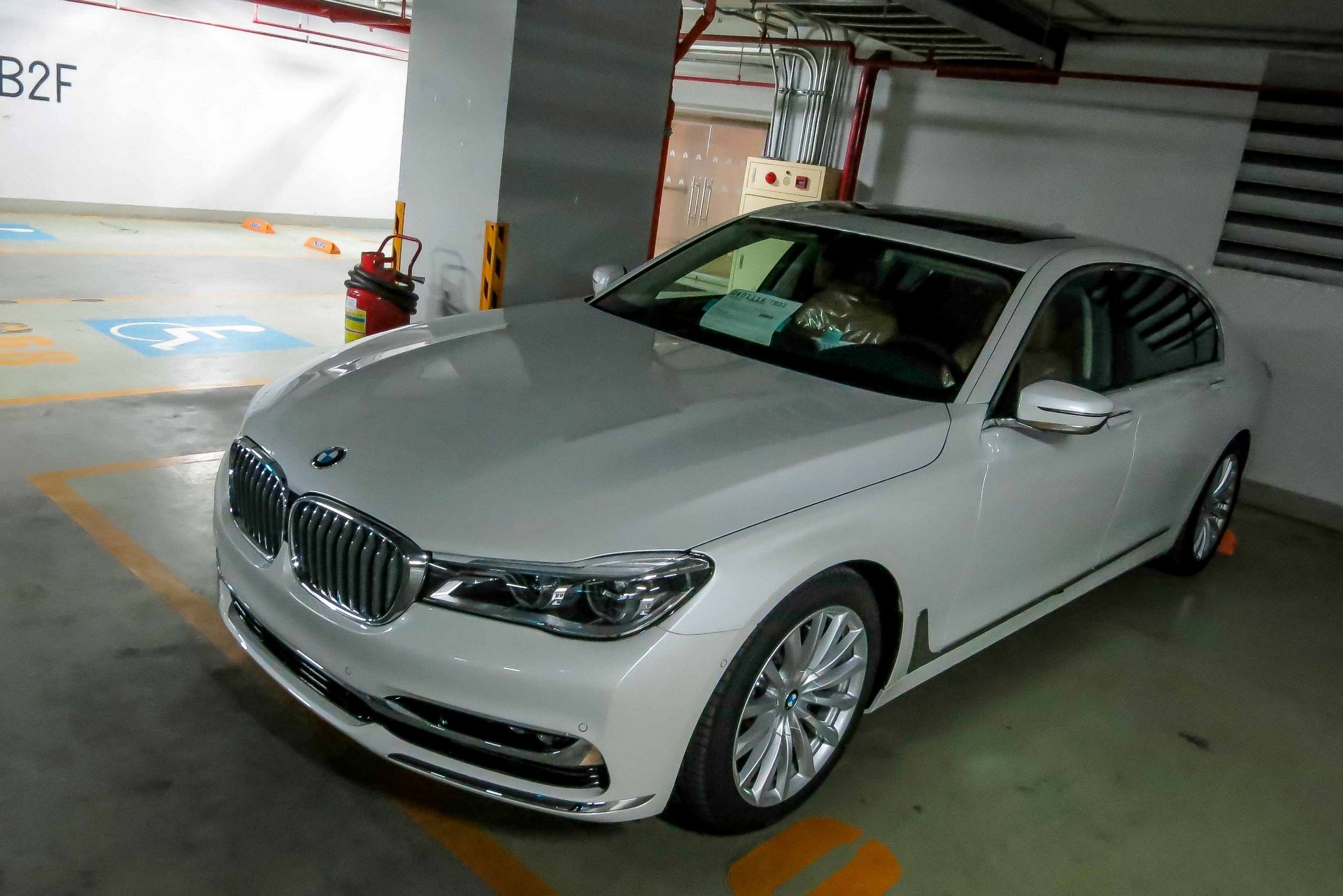 Chi tiết BMW 7-Series sắp ra mắt tại Việt Nam - Ôtô - ZNEWS.VN