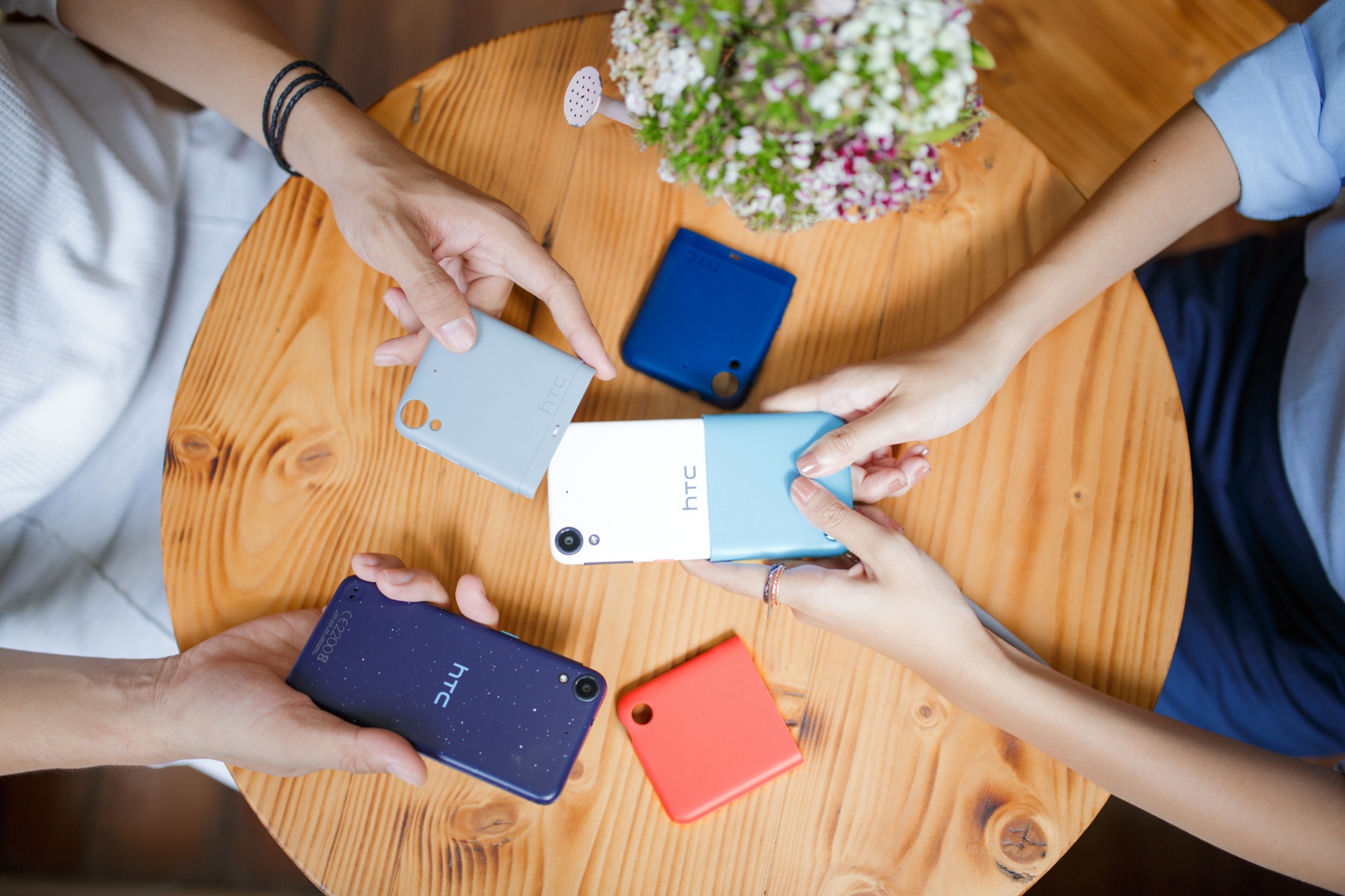 Những phụ kiện thời trang của HTC Desire 630 - Công nghệ - ZNEWS.VN