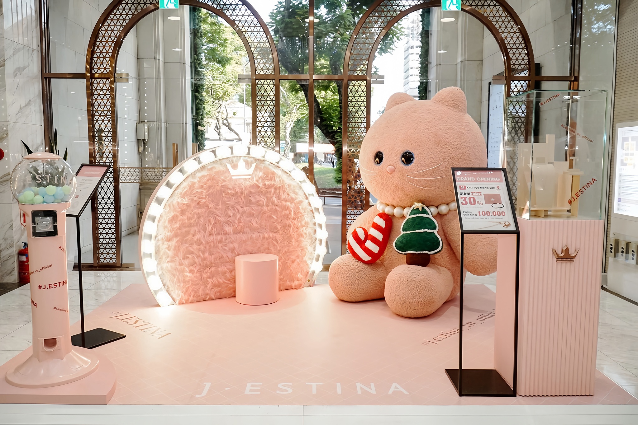 J.ESTINA gia nhập thị trường trang sức Việt Nam với cửa hàng đầu tiên - TTDN - ZNEWS.VN