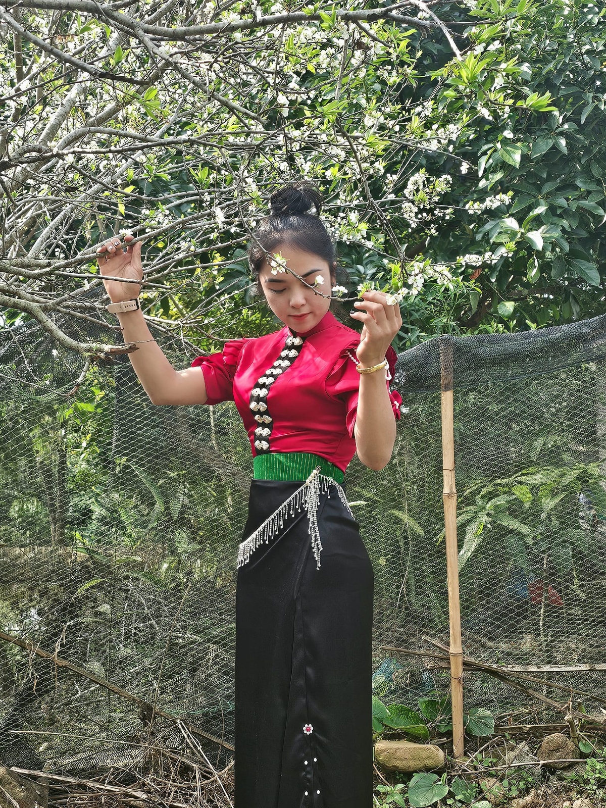 A kindergarten teacher quits her job and moves from Lai Chau to Ho Chi ...