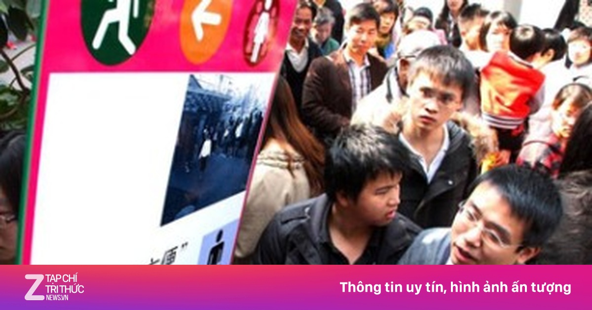 Chiếm WC nam để đòi... bình đẳng giới - Chuyện lạ - ZNEWS.VN