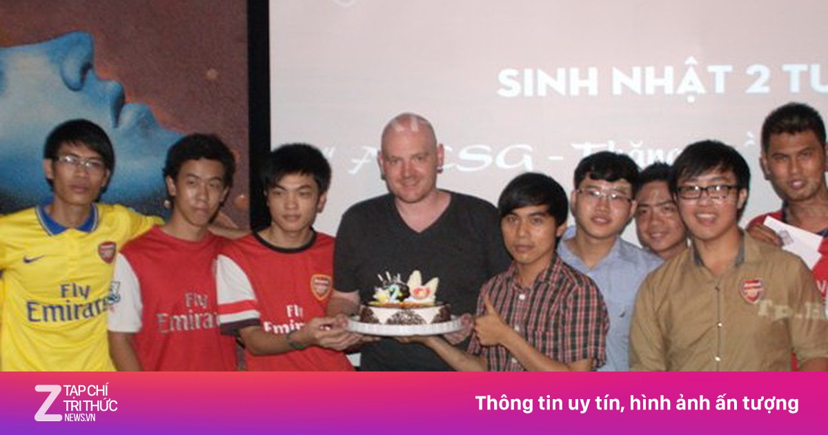 Fan cuồng từ Anh đón sinh nhật cùng CĐV Arsenal Sài Gòn - Thể thao Việt ...