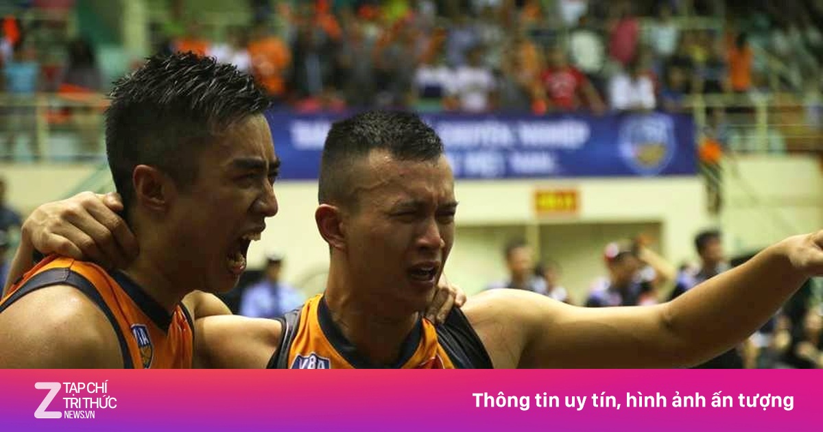 VĐV Danang Dragons bật khóc mừng chức vô địch VBA 2016 - Bóng rổ - ZNEWS.VN
