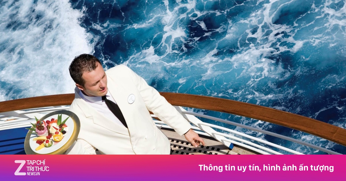 Chuyến tàu 'không cập bến' quay đầu vì khách dương tính Covid-19 | Znews.vn