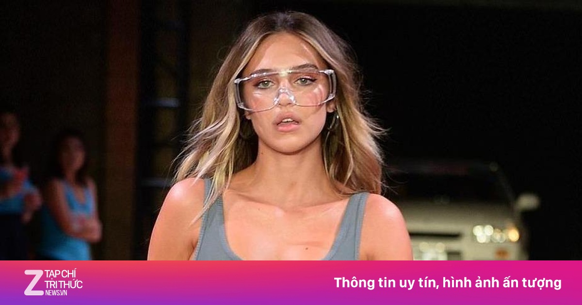 Loạt người mẫu trẻ được chú ý vì sở hữu nét đẹp giống Angelina Jolie ...