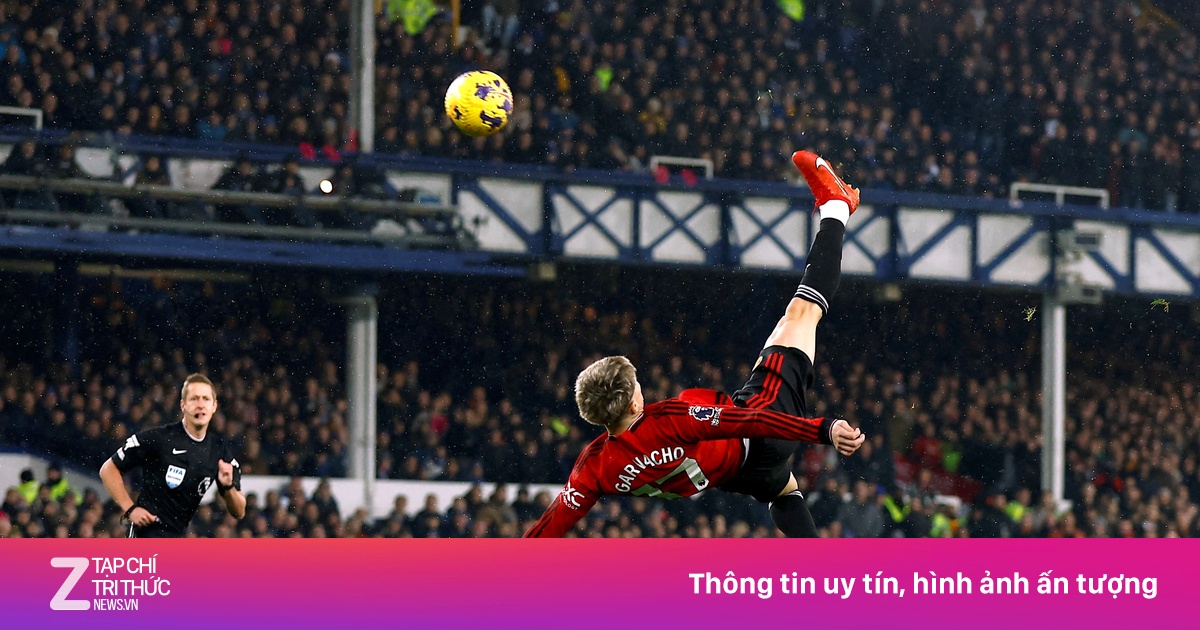 Siêu phẩm 'ngả bàn đèn' giúp Garnacho đổi đời - Thể thao - ZNEWS.VN