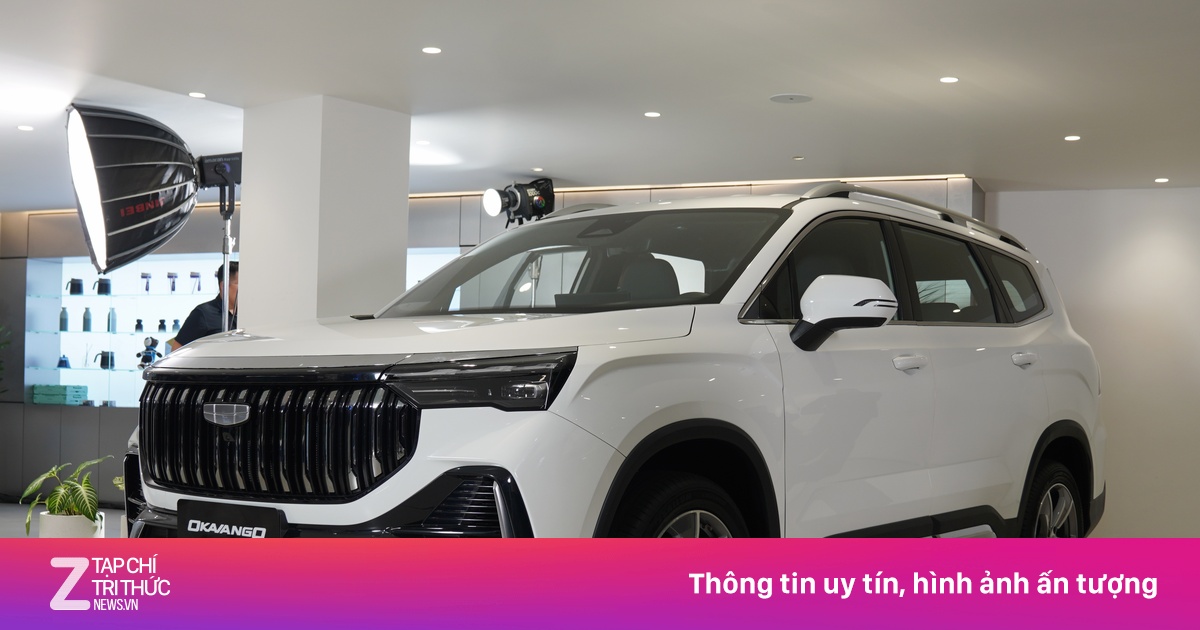 Cận cảnh Geely Okavango - SUV 7 chỗ giá từ 739 triệu đồng mới ra mắt ...
