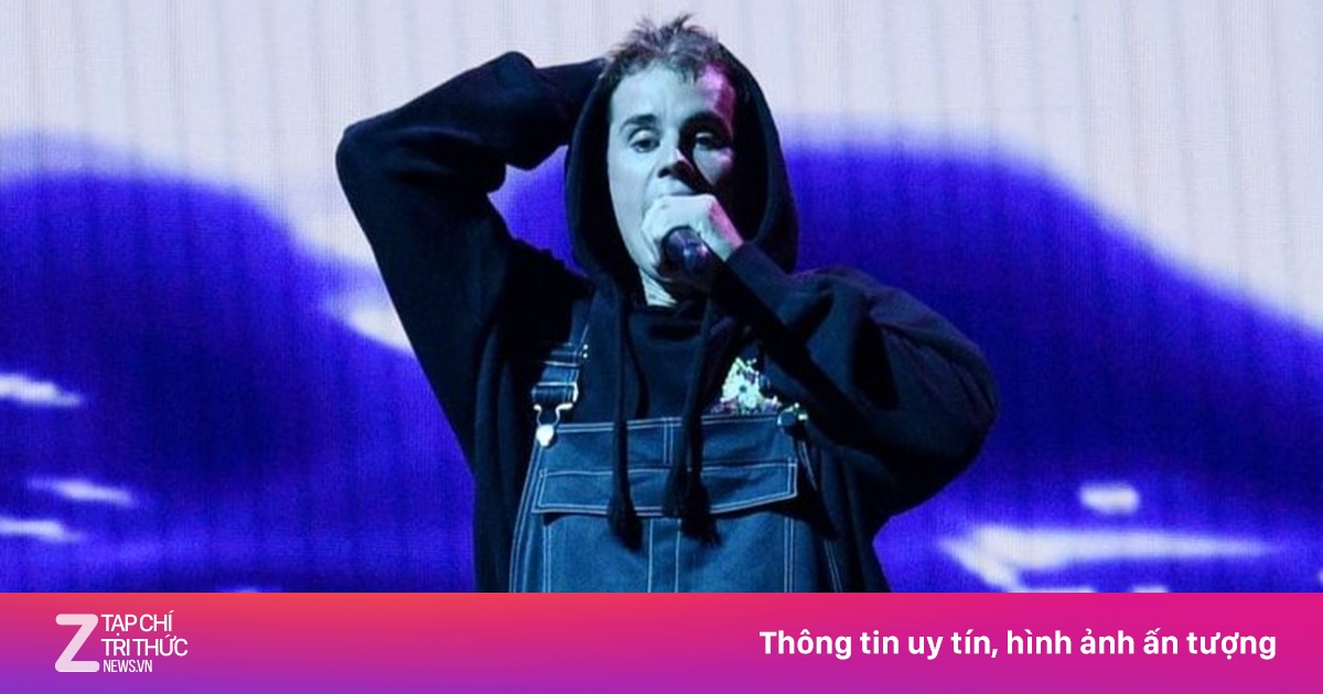 Justin Bieber mặc quần yếm trình diễn tại MTV VMAs 2021 | Znews.vn