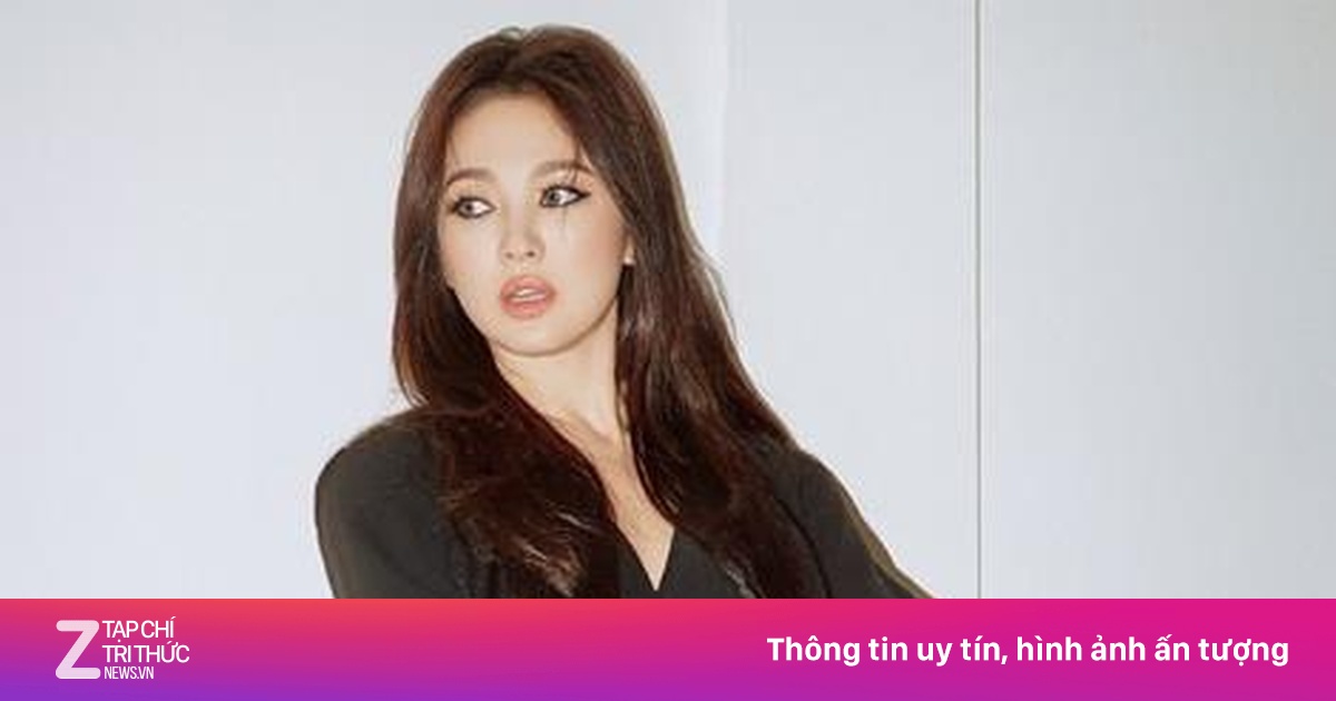 Song Hye Kyo xem hình của Song Joong Ki sau khi ly hôn - Sao Châu Á ...