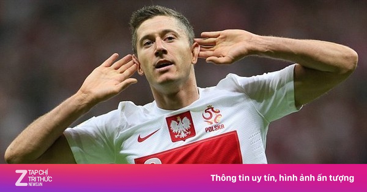 Lewandowski dùng tay chơi bóng như Henry - Thể thao Thế giới - ZNEWS.VN