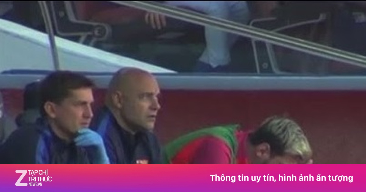 Messi nôn khan ngay trên ghế dự bị | Znews.vn