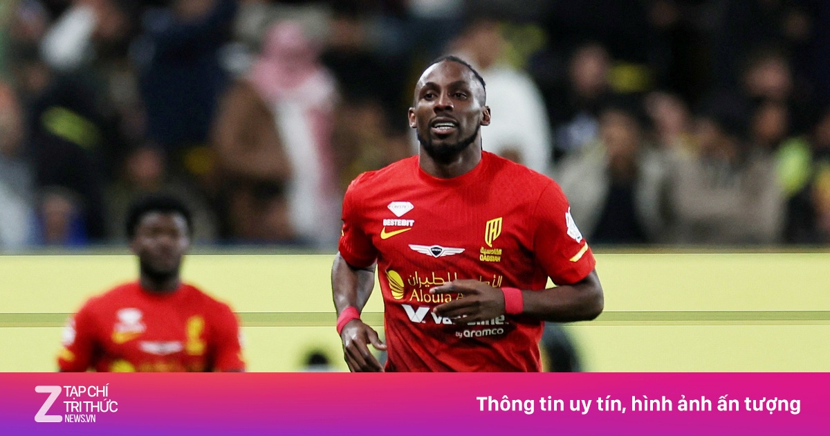 Tiền đạo vô danh thăng hoa, đẩy Ronaldo xuống dưới BXH ghi bàn | Znews.vn