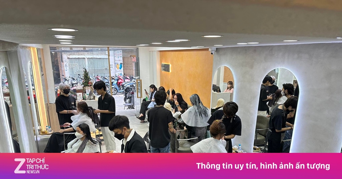 Tiệm nail, salon tóc kín khách đến tận nửa đêm - Kinh doanh - ZNEWS.VN