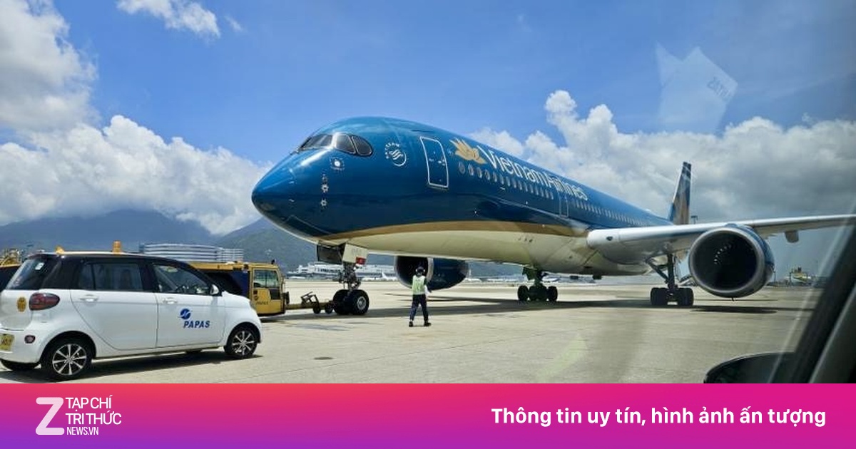 Máy bay Vietnam Airlines hạ cánh khẩn cấp tại Hong Kong | Znews.vn