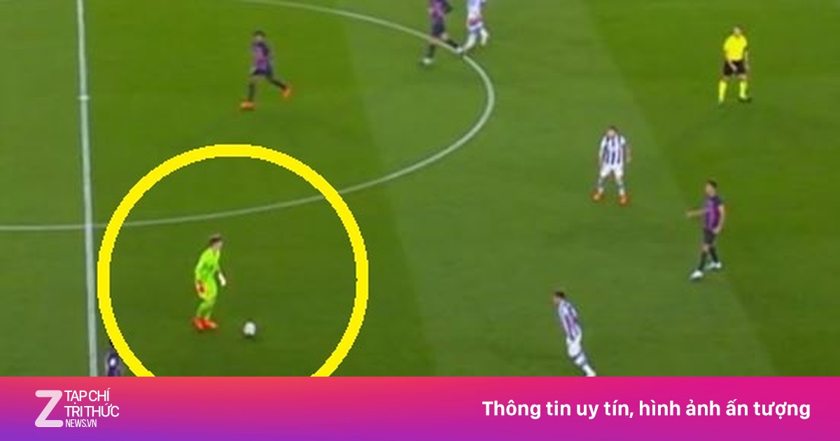 Thủ môn Barca lên quá vạch giữa sân - Thể thao - ZNEWS.VN