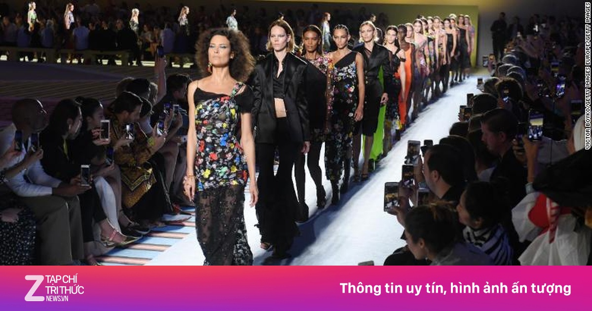 Hãng thời trang Michael Kors tính thâu tóm Versace giá 2 tỷ USD - Kinh ...