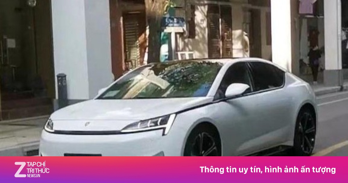 Mẫu xe điện duy nhất của Evergrande NEV được thử nghiệm trên đường ...