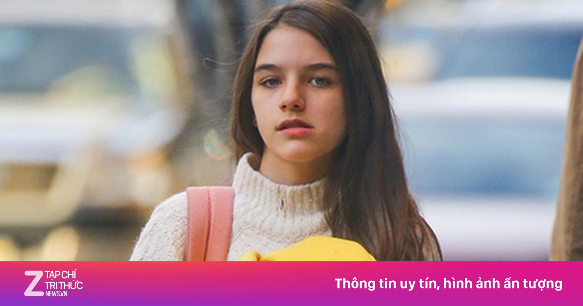 Suri Cruise sống tự lập, ngày càng nữ tính - Giải trí - ZNEWS.VN