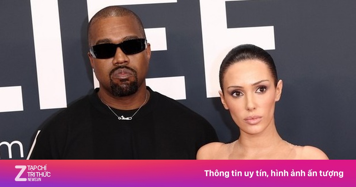 Vợ Kanye West mặc như khỏa thân trên thảm đỏ Grammy - Giải trí - ZNEWS.VN