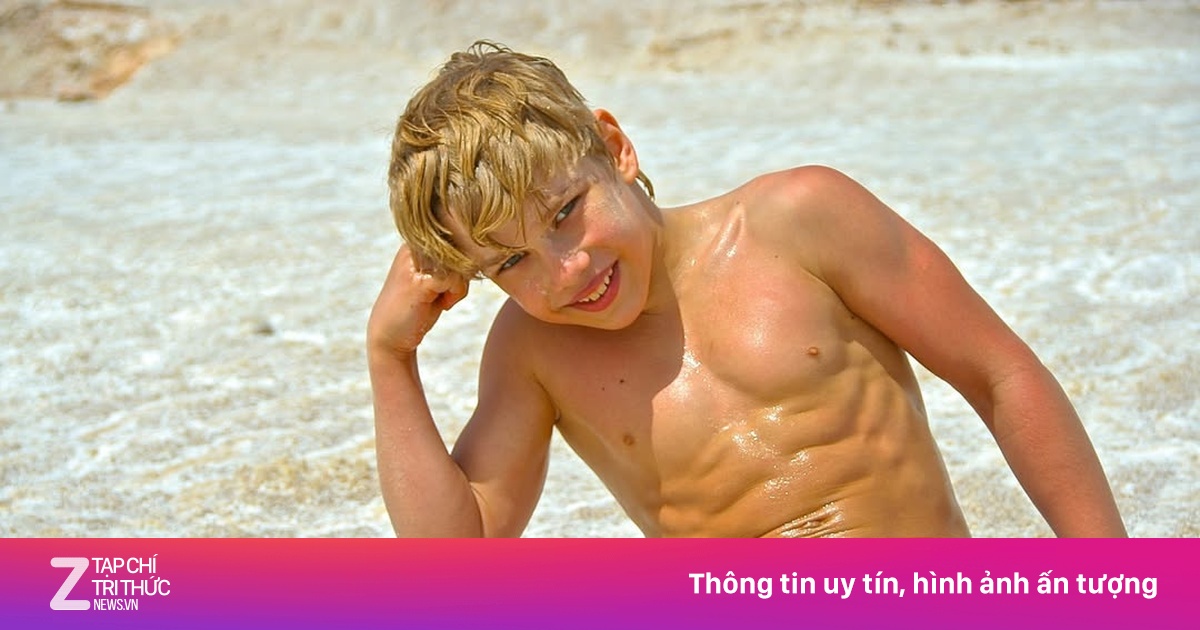 'Quái vật cơ bắp nhí' chống đẩy liên tục 4.000 cái ra sao sau 13 năm ...