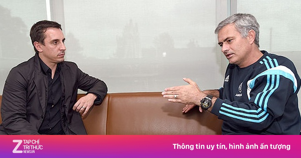Gary Neville: 'Thật đau lòng khi xem MU thi đấu dưới thời Mourinho ...