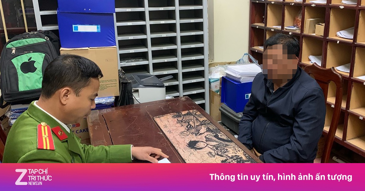 Tài xế xe khách chạy quá tốc độ, tông ôtô của cảnh sát - Xã hội - ZNEWS.VN