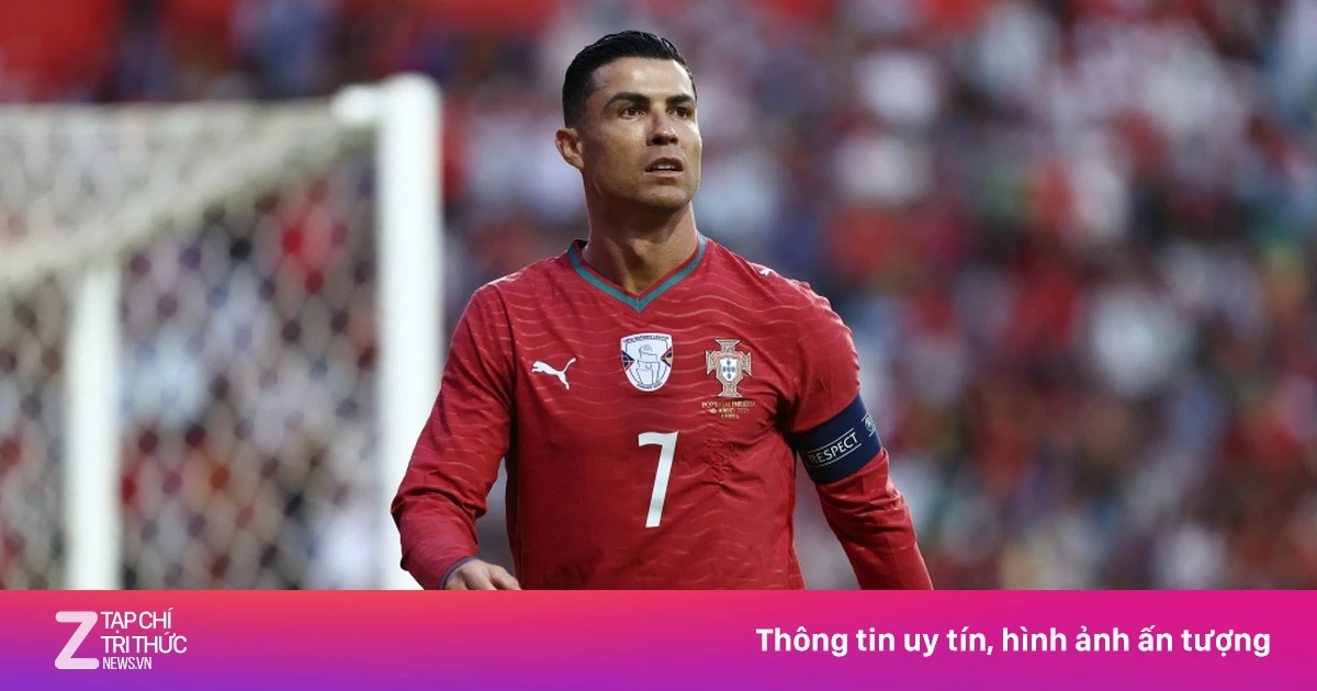 Câu nói của Carragher lại ám ảnh Ronaldo | Znews.vn