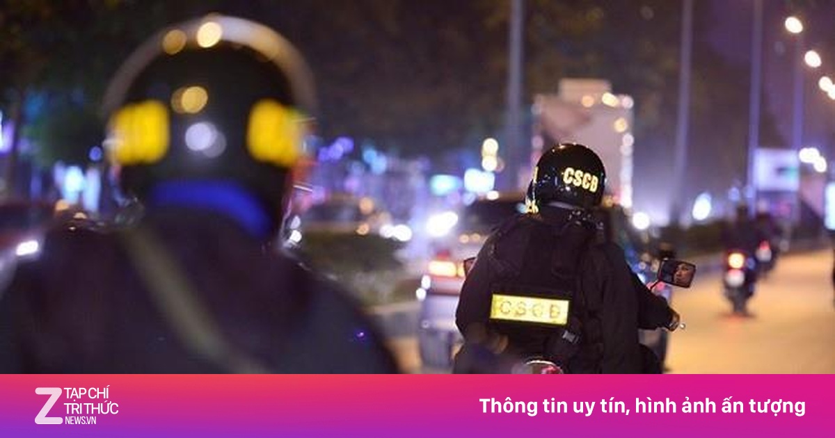 Đại úy cảnh sát cơ động hy sinh sau khi va chạm với xe máy 'kẹp ba ...