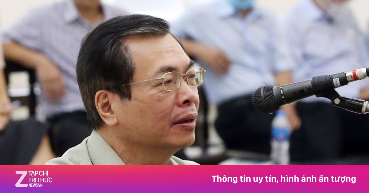 Ông Vũ Huy Hoàng: 'Tôi cố gắng đến tòa để bảo vệ danh dự' - Pháp đình - ZNEWS.VN