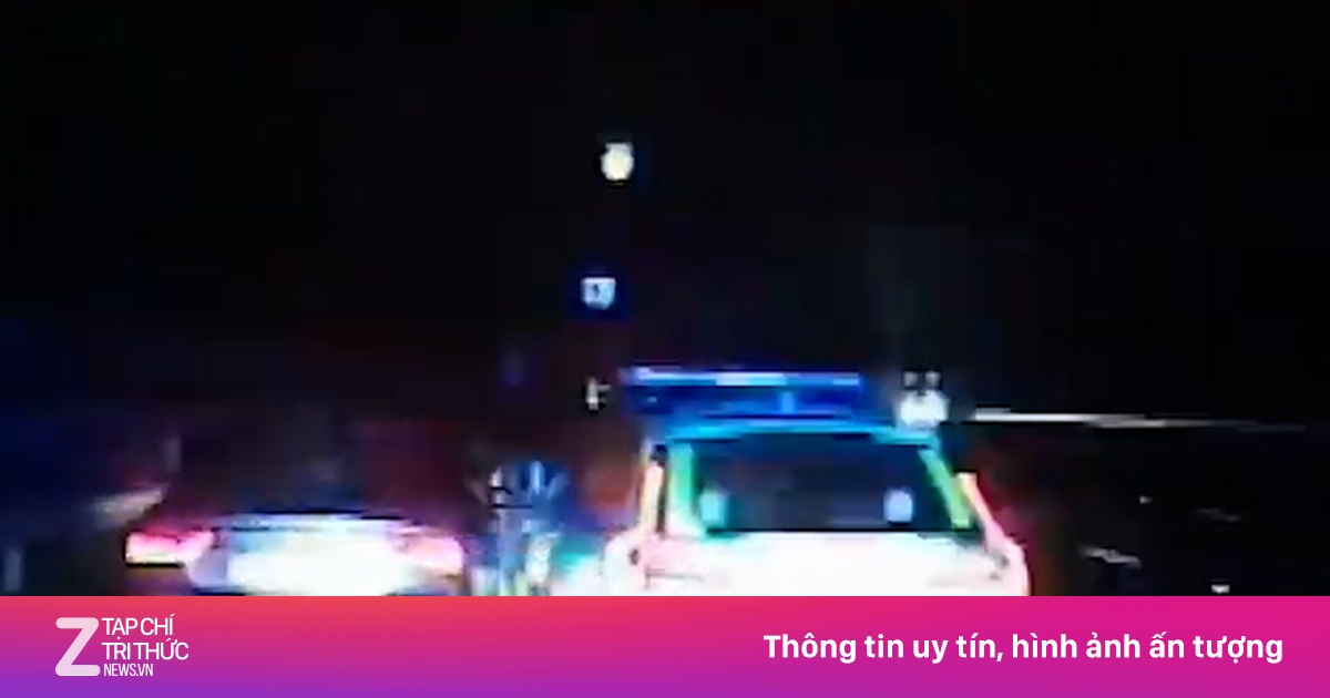 Tài xế Anh đâm vào xe cảnh sát rồi bỏ chạy hơn 200 km/h - Pháp luật ...