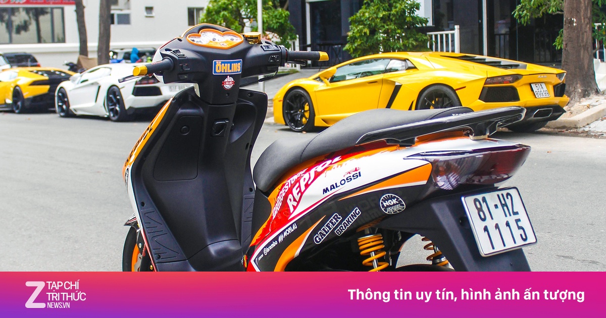 Honda Dylan 'vang bóng một thời' lột xác nhờ đồ chơi hiệu - Xe độ ...