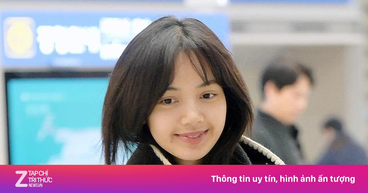 Gương mặt không son phấn của Lisa - Giải trí - ZNEWS.VN
