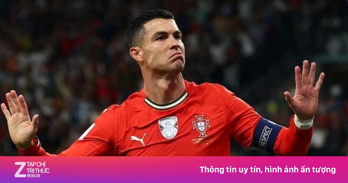 Ronaldo làm điều không tưởng | Znews.vn