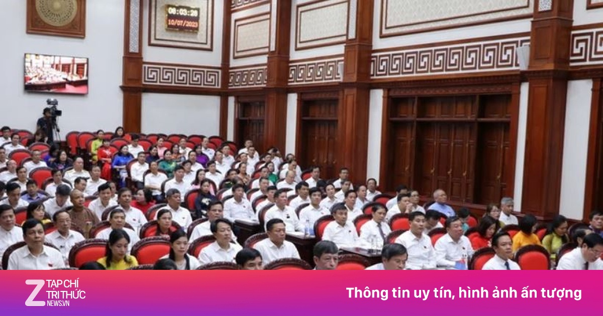 Ông Hoàng Văn Kiên được bầu giữ chức Phó Chủ tịch HĐND tỉnh Ninh Bình ...
