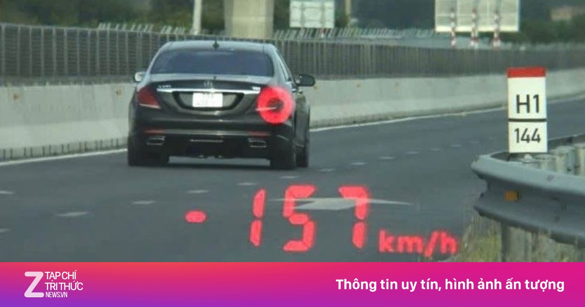 Phạt tài xế 'liều mạng' chạy xe 157 km/h | Znews.vn