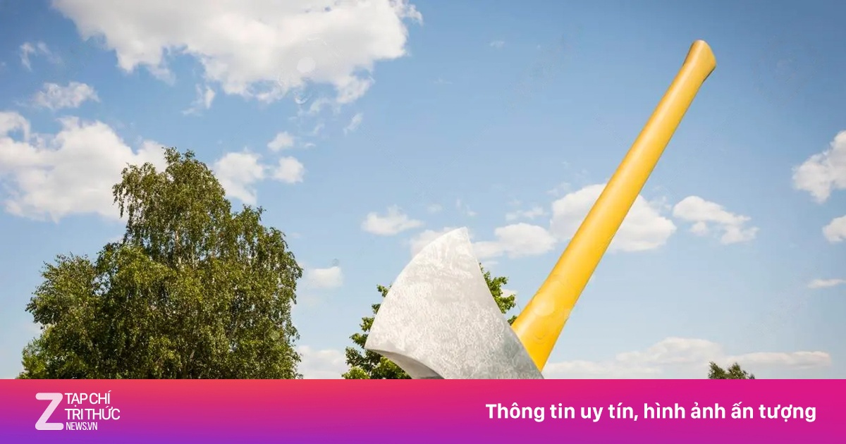Cây rìu nặng 55 tấn lớn nhất thế giới - Địa điểm du lịch - ZNEWS.VN
