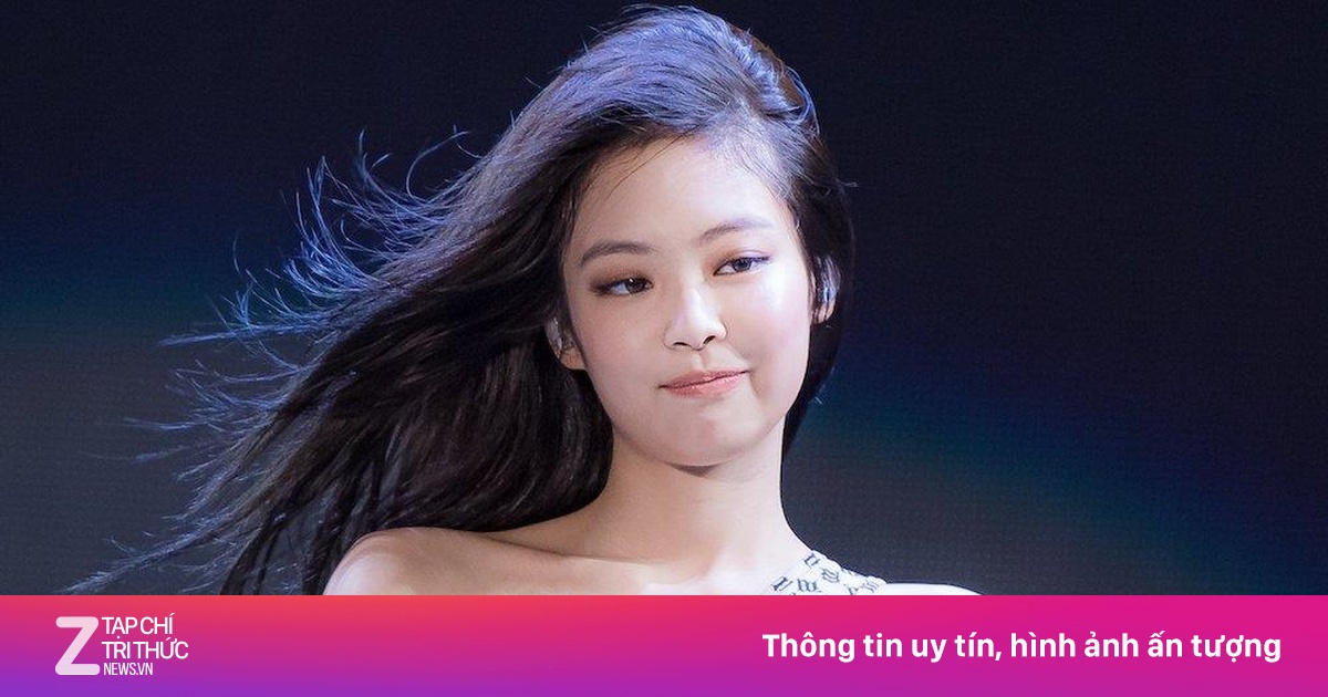 Jennie tăng cân, lộ vùng nách ngấn mỡ - Nhạc Hàn - ZNEWS.VN