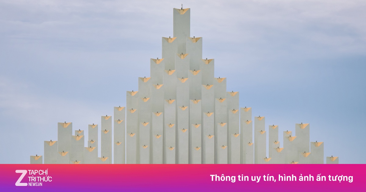 Tháp Tam Thắng TP.HCM ấn tượng qua góc máy của du khách | Znews.vn
