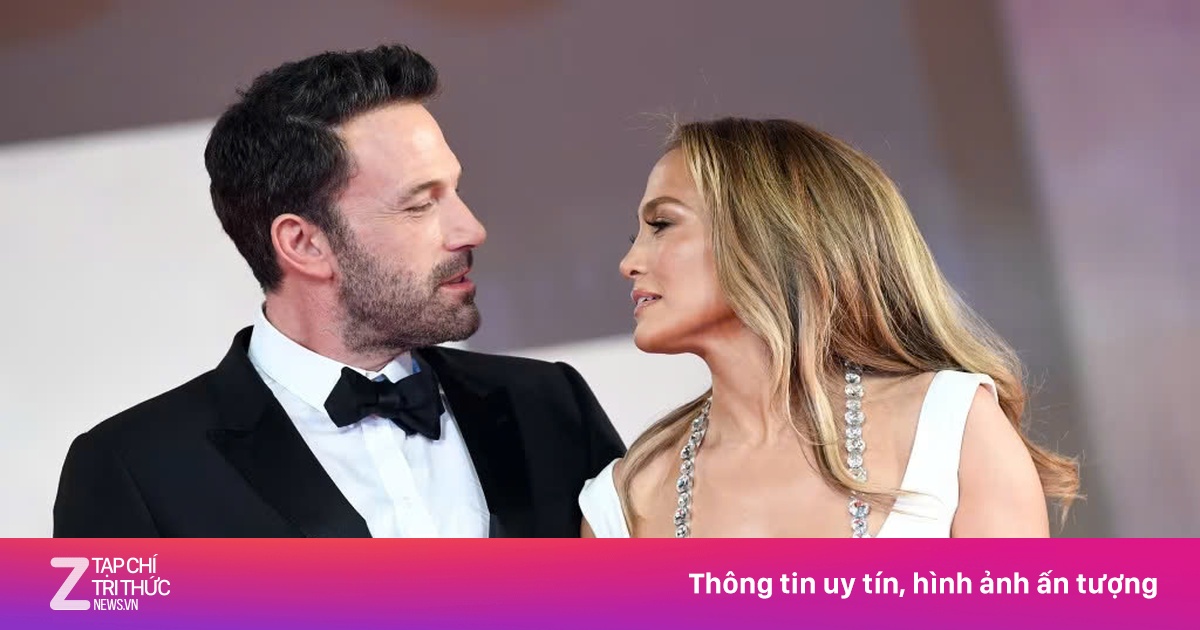 Jennifer Lopez sau vấp ngã | Znews.vn