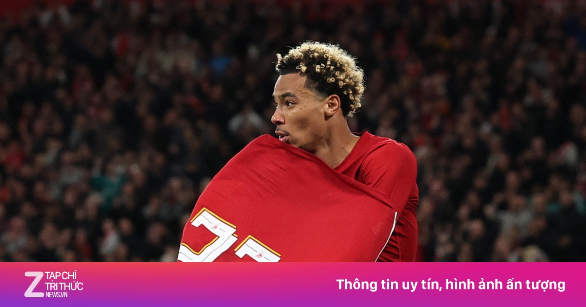 'Bom tấn' của Liverpool bị phạt tiền - Thể thao - ZNEWS.VN